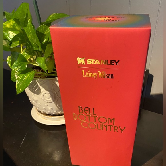 Stanley | Dining | Stanley X Lainey Wilson Country Gold Quencher ...